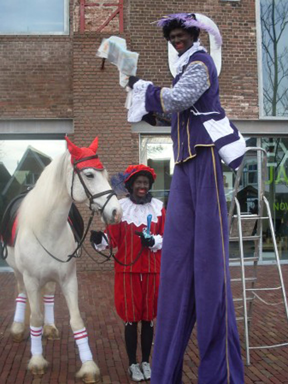 Piet / pieten op stelten - steltenact